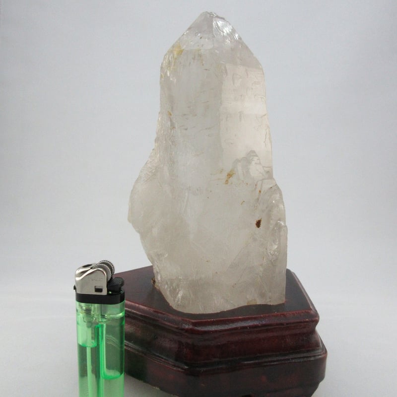 ライトニングクリスタル(雷水晶) 1.4kg 六角柱 | うさぎ屋 ライトニングクリスタル(雷水晶) 1.4kg 六角柱 | うさぎ屋