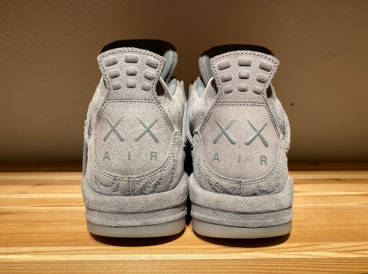 ☆KAWSコラボ -【USED】NIKE AIR JORDAN 4 RETRO KAWS | ☆KAWSコラボ -【USED】NIKE AIR JORDAN 4 RETRO KAWS |