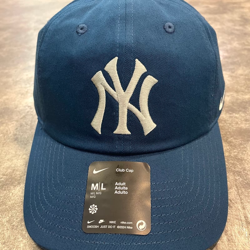 日本未発売モデル NIKE×NEW YORK YANKEES Club CAP カラー/AQ 日本未発売モデル NIKE×NEW YORK YANKEES Club CAP カラー/AQ