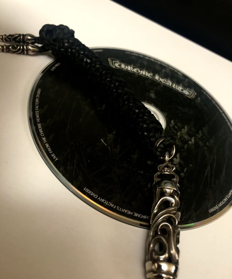 帝王クロムハーツ普遍的人気伝統透かし彫りCHOKER〉Chrome 帝王クロムハーツ普遍的人気伝統透かし彫りCHOKER〉Chrome