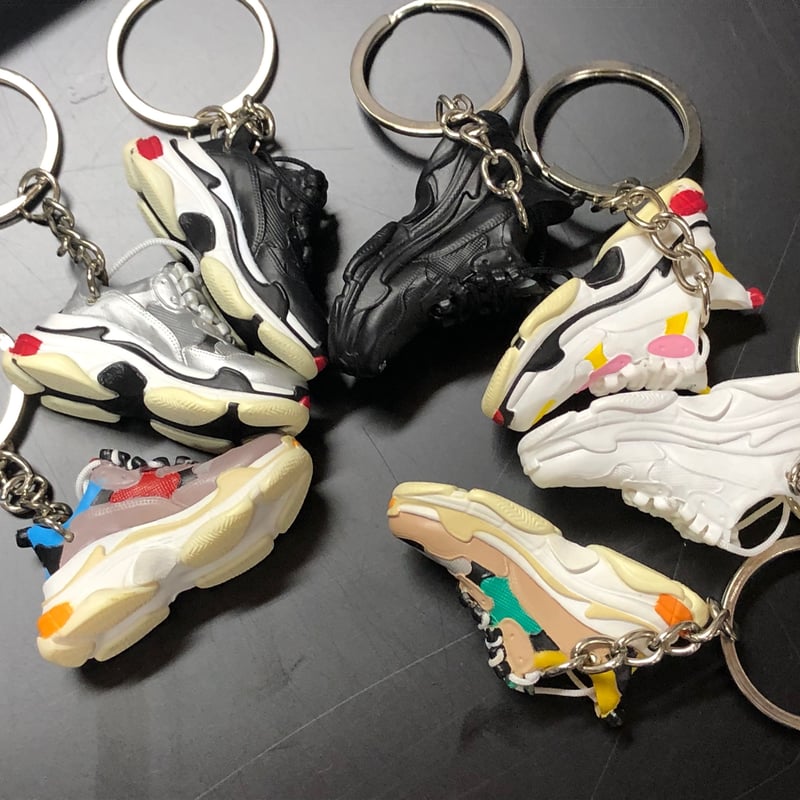 Balenciaga バレンシアガ スニーカー キーホルダー 箱付き 7種 Balenciaga バレンシアガ スニーカー キーホルダー 箱付き 7種