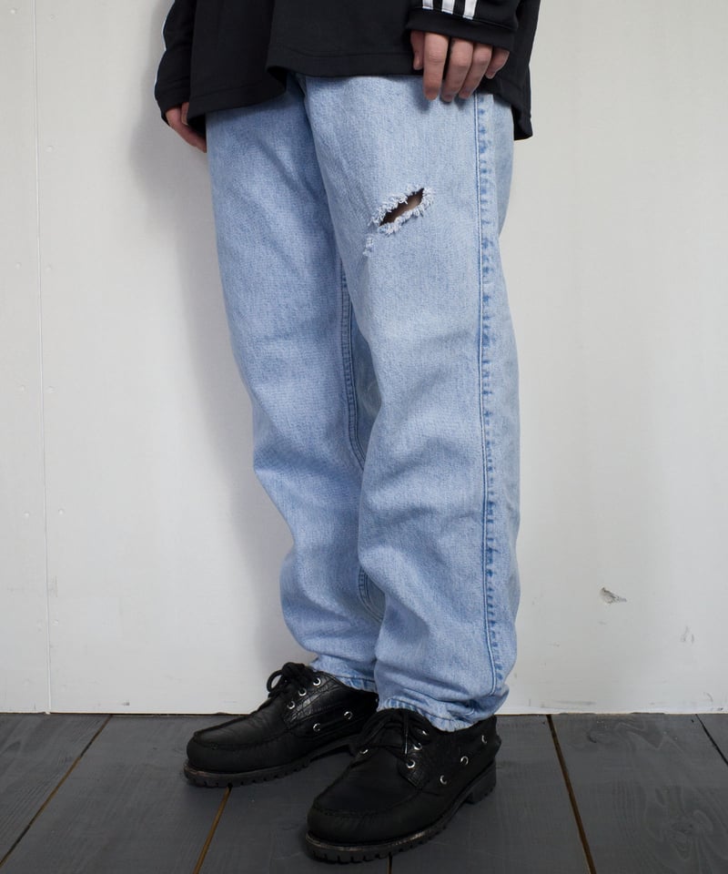 Damaged Levi's Silvertab Relaxed 33×30 | DESIRE Damaged Levi's Silvertab Relaxed 33×30 | DESIRE