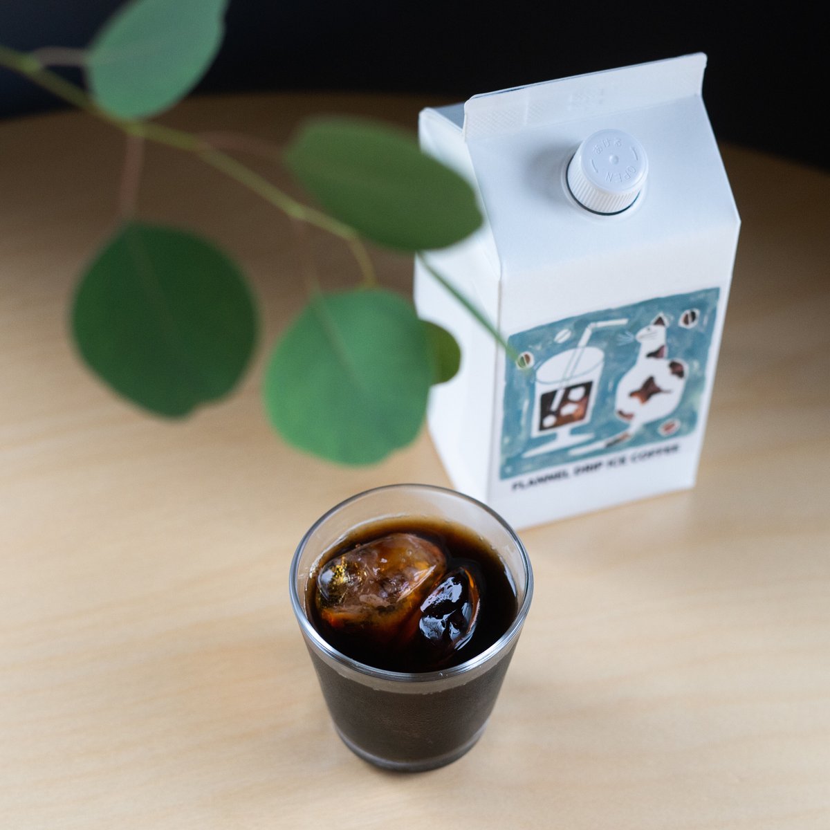 FLANNEL DRIP ICE COFFEE / ネルドリップで抽出したアイスコーヒー