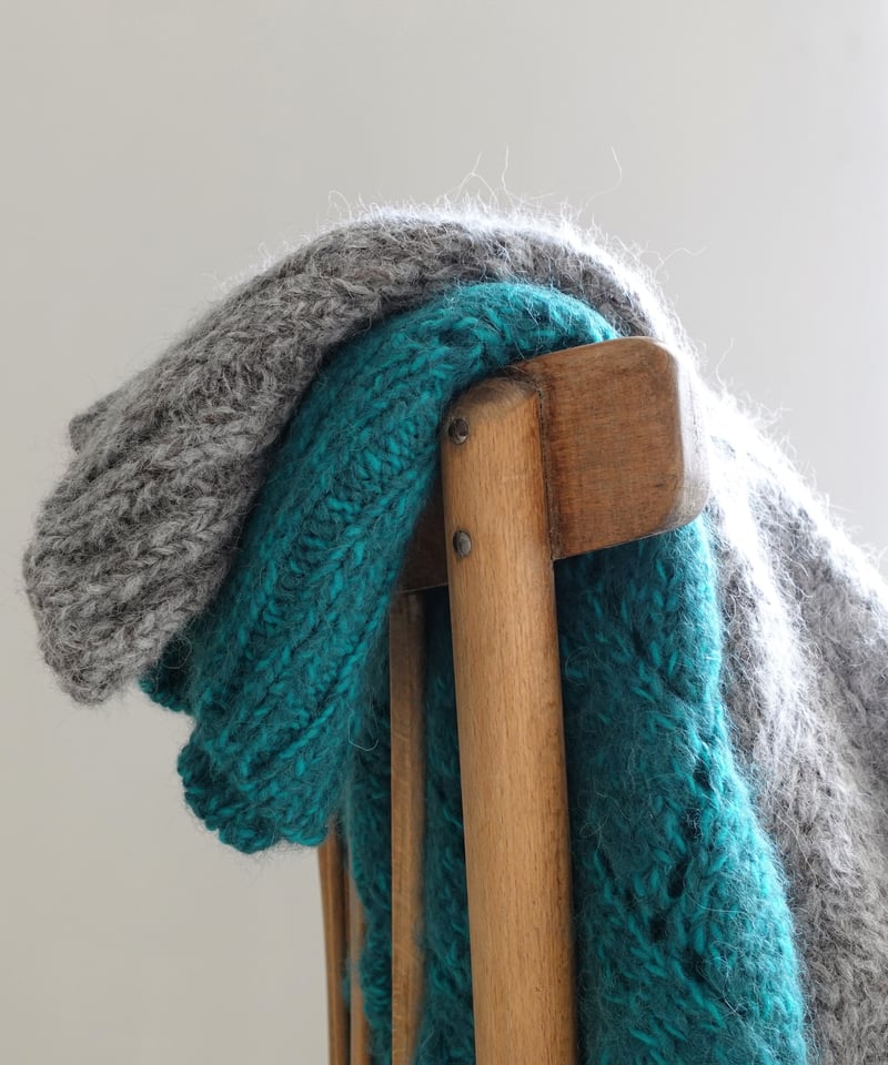 ichiAntiquités 900362 PERU Hand Knit Wool SURI ichiAntiquités 900362 PERU Hand Knit Wool SURI