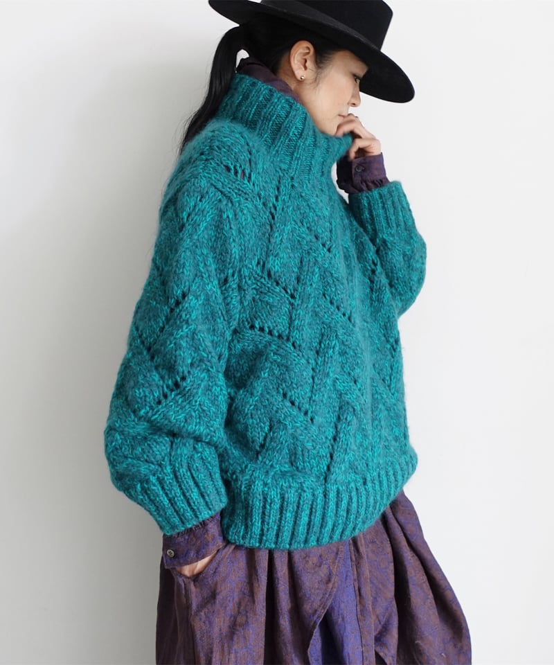 ichiAntiquités 900362 PERU Hand Knit Wool SURI ichiAntiquités 900362 PERU Hand Knit Wool SURI