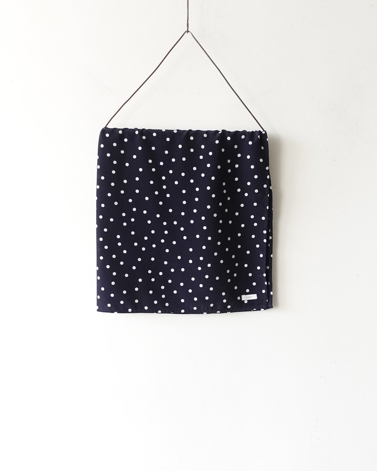 i c h i 251030 DOTS Scarf / 2 COLORS | i c h i