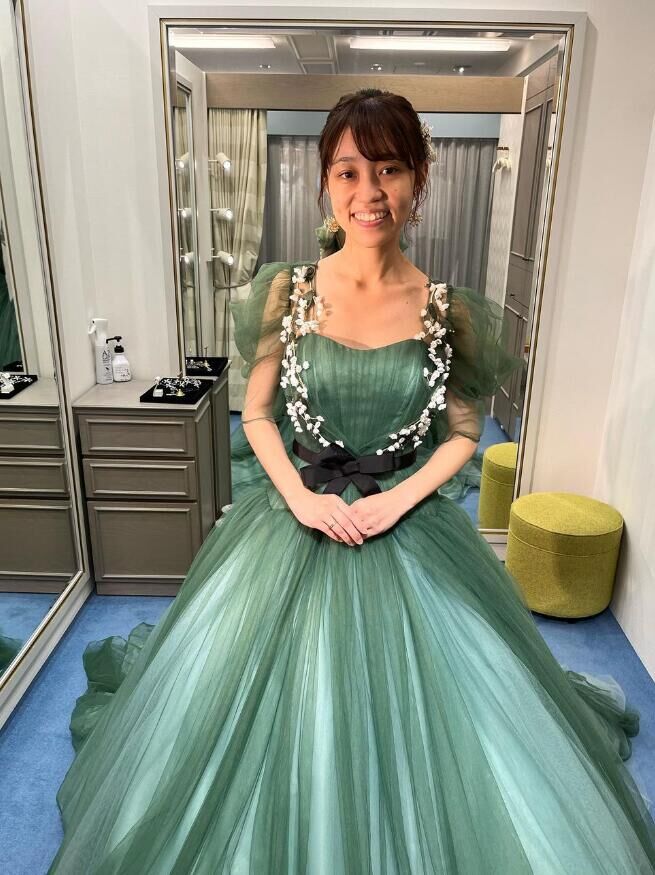 豪華! ウェディングドレス スクエアネック グリーン 柔らかく 豪華! ウェディングドレス スクエアネック グリーン 柔らかく