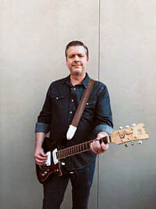 HallmarkGuitars Ian Spalding Signature model