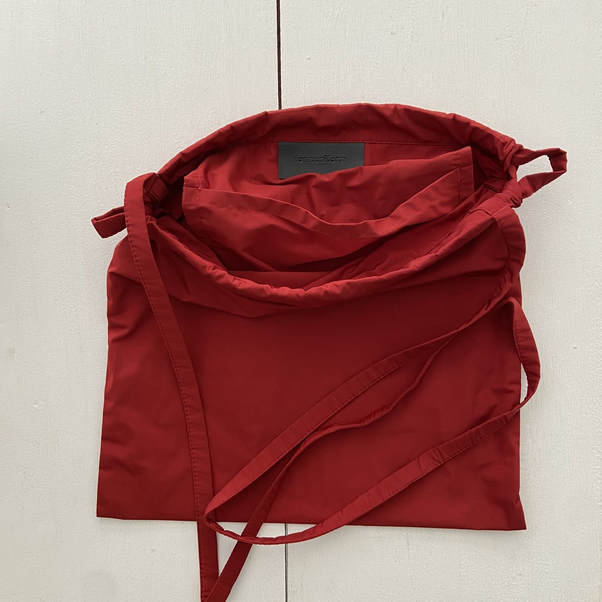 formuniform Drawstring Bag SS＋strap RED | iton...