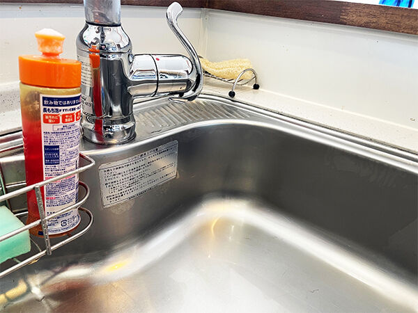 【2本組】輝きが戻る 水アカ・鏡のウロコ取りQ10【メーカー希望小売価格】 | SANKI