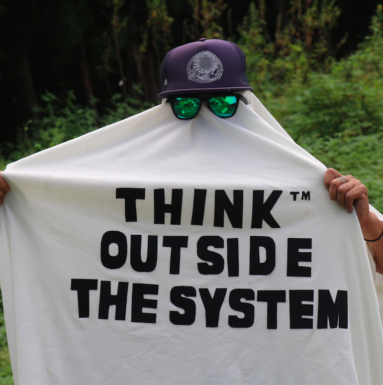 MCB320 / RAGELOW / DAY OFF | MetropolitanCROSSb...