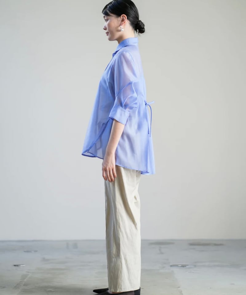 バックプリーツシアーシャツ 2412696 | BlueOnionStore バックプリーツシアーシャツ 2412696 | BlueOnionStore