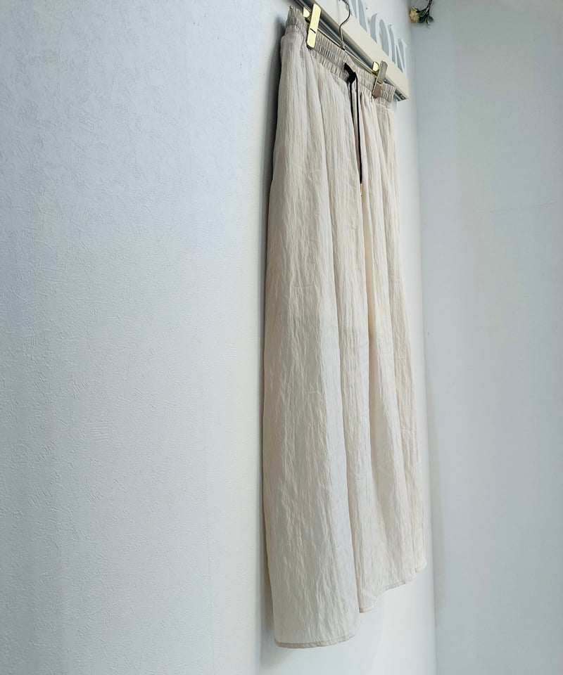 MARGAUX マルゴー 24春ご予約】 Shiny gathers Skirts MG MARGAUX マルゴー 24春ご予約】 Shiny gathers Skirts MG