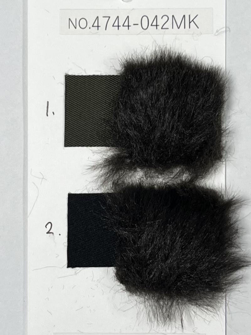 CHIGNON シニオン 24秋ご予約】 フードZIPモッズベスト 4744-042M CHIGNON シニオン 24秋ご予約】 フードZIPモッズベスト 4744-042M