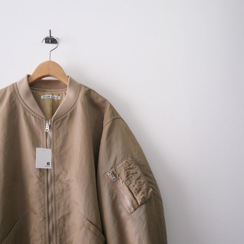未使用【R'IAM】MA1 ブルゾン ベージュ 36 叩い 未使用【R'IAM】MA1 ブルゾン ベージュ 36 叩い