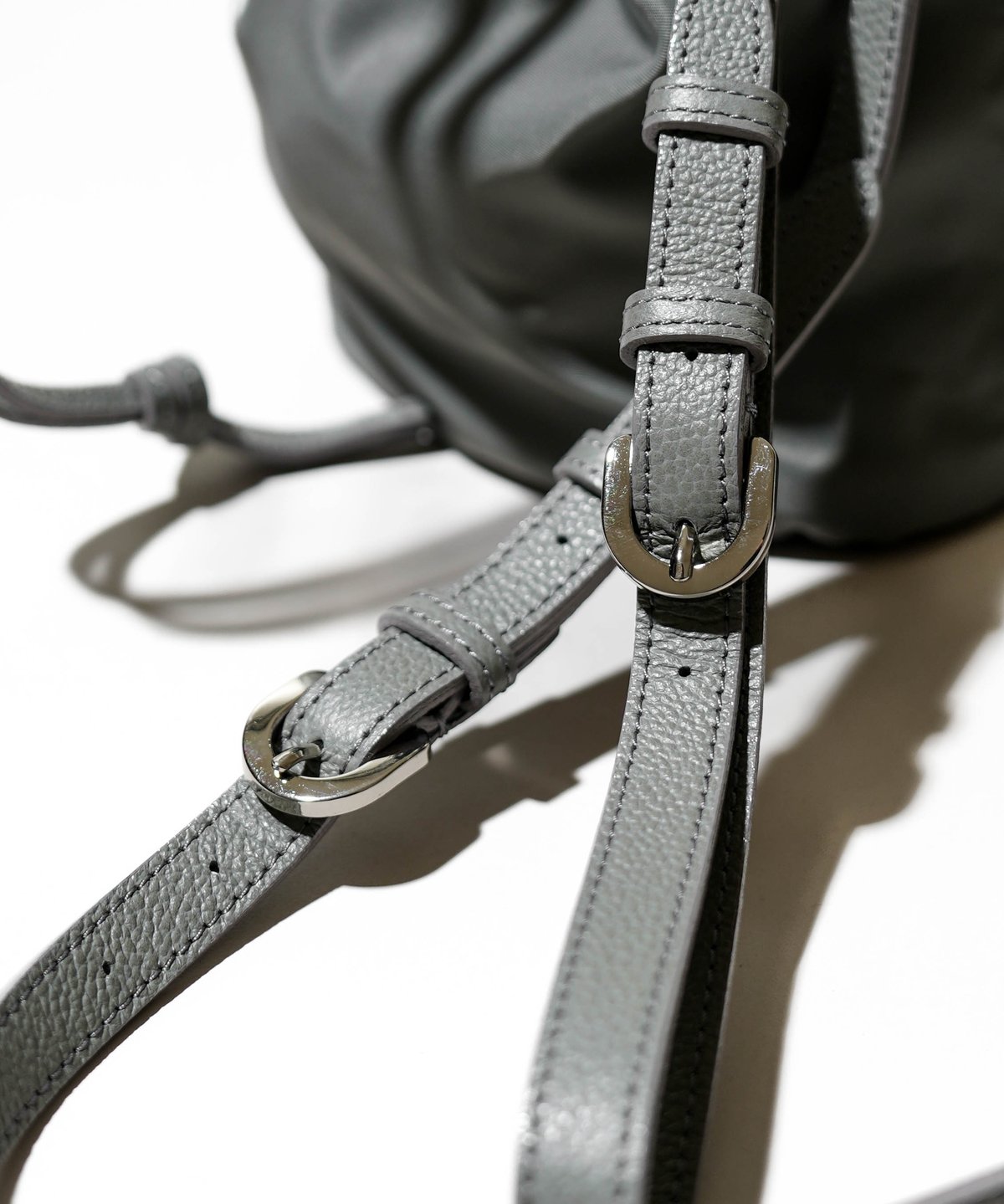 #01 LIMONTA NYLON DRAWSTRING BAG | CTHY