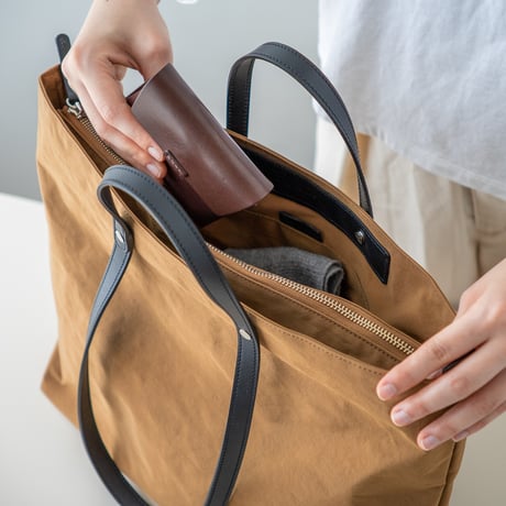 TWIST-ZIP Medium #GRAY | .URUKUST