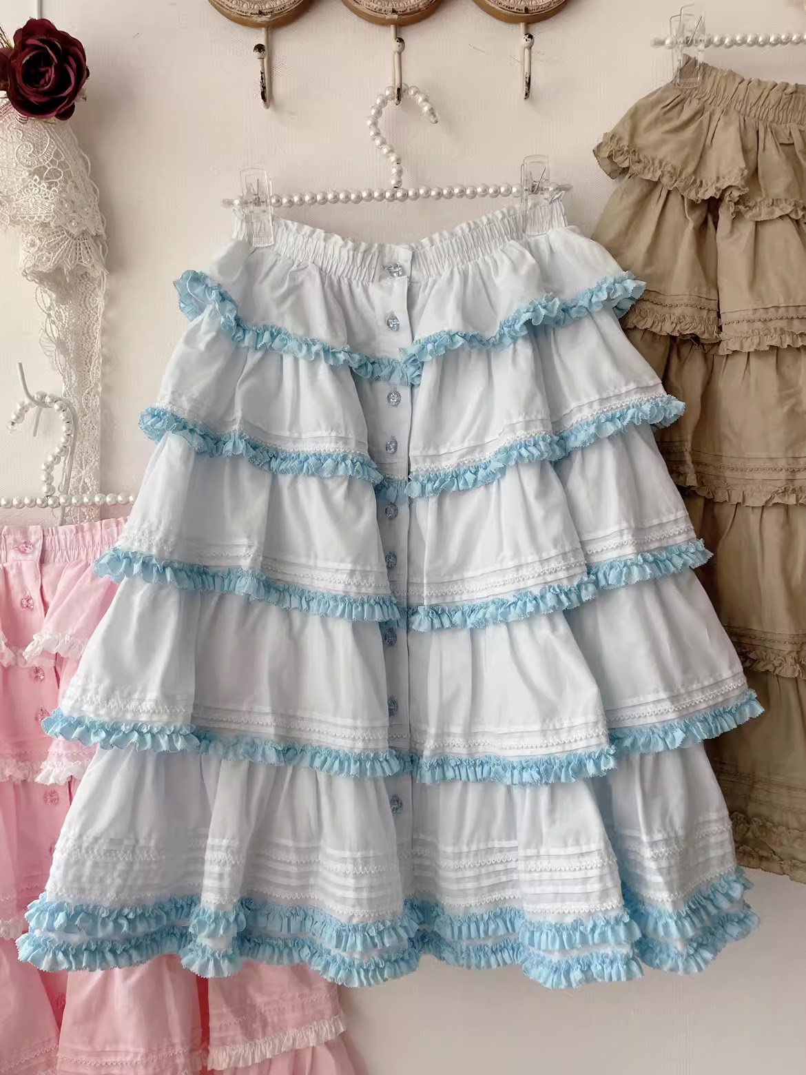 SweetDreamer リトル・ドリット5.0 細かいピンタックとリボン ブラウス、スカート...