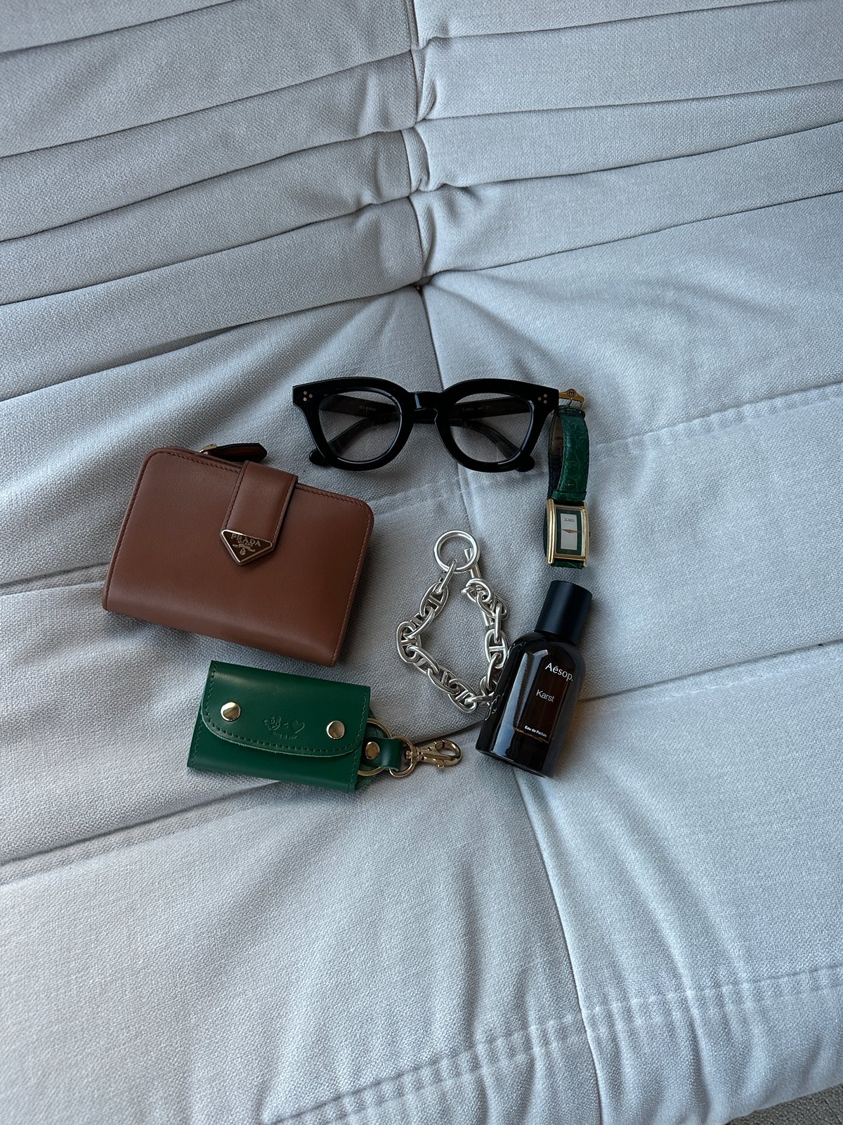leather key case | kaoyorinakami leather key case | kaoyorinakami