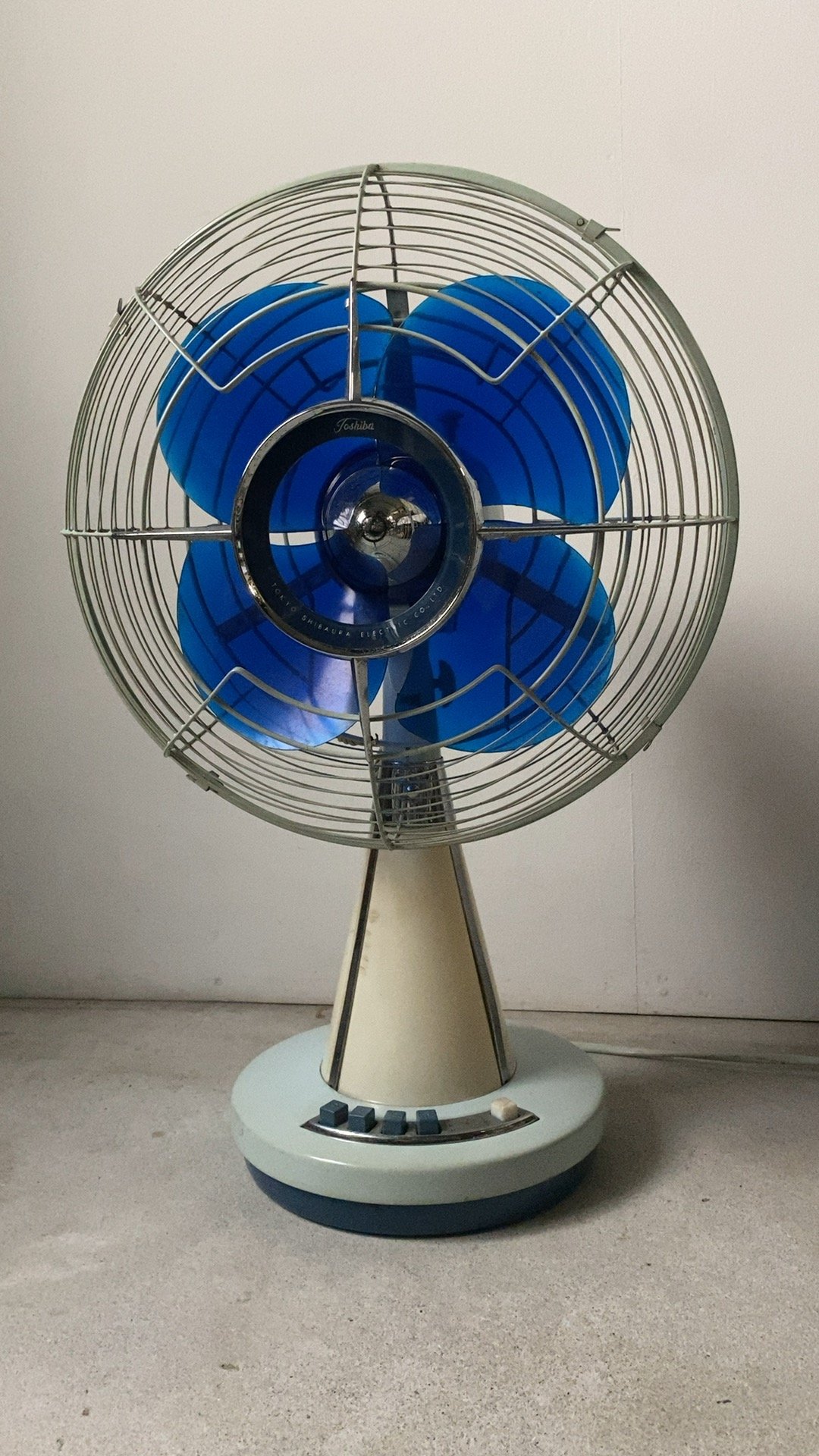 Toshiba 東芝 東京芝浦電気 ヴィンテージ扇風機 ランプ付き 一 Toshiba 東芝 東京芝浦電気 ヴィンテージ扇風機 ランプ付き 一