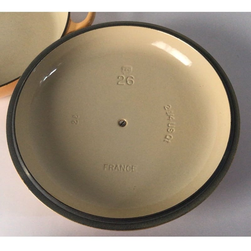 LE CREUSET ルクルーゼ ビュッフェキャセロール 26cm 浅型両手鍋 LE CREUSET ルクルーゼ ビュッフェキャセロール 26cm 浅型両手鍋