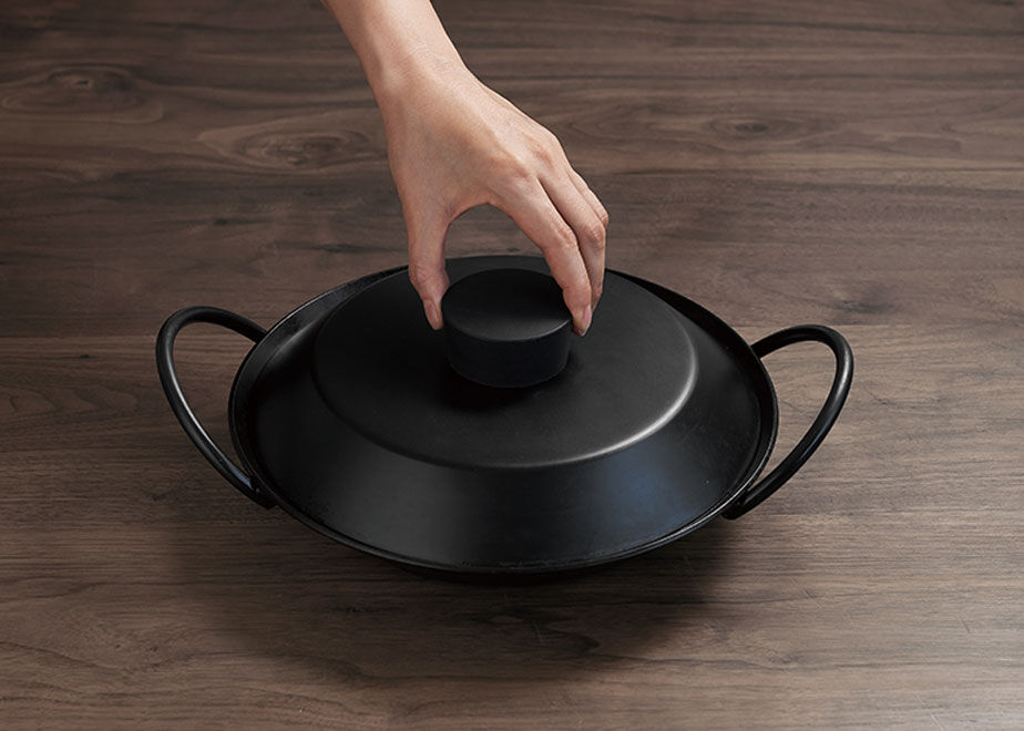 ナウ産業「Tetsu Nabe set」錆びない鉄鍋(フタ付き) あやせものづくり研究会 送料...