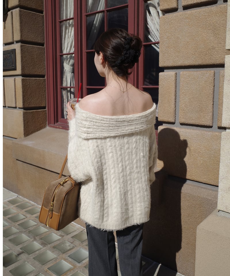 off shoulder knit | Acka.| エーシーケーエー|公式オンライン off shoulder knit | Acka.| エーシーケーエー|公式オンライン