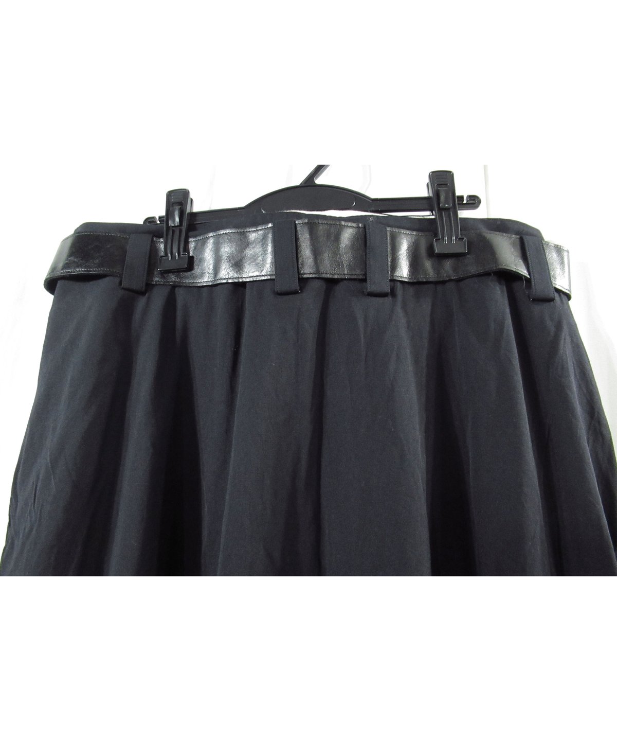 Y's yohji yamamoto ベルト付き デザインフレアスカート(YE-S17 Y's yohji yamamoto ベルト付き デザインフレアスカート(YE-S17