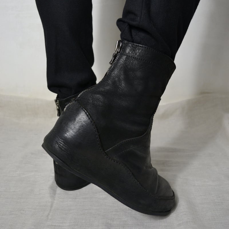 Julius Pre Fall-Winter 2017 In-Heel Boots - 587 Julius Pre Fall-Winter 2017 In-Heel Boots - 587