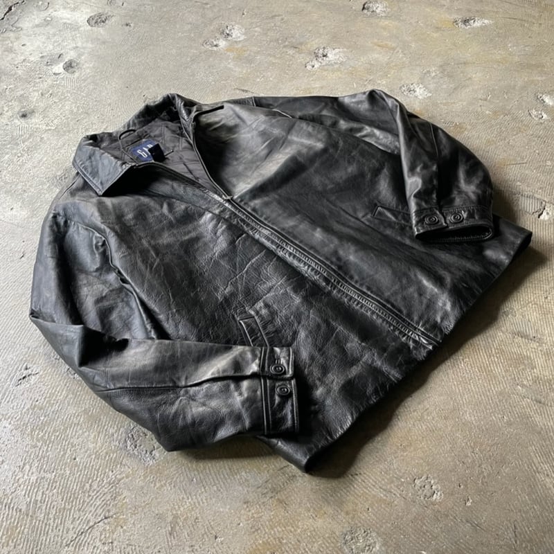 90s GAP leather zip up jacket | sui & shara 90s GAP leather zip up jacket | sui & shara