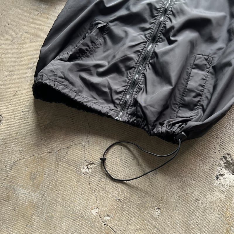 90s NIKE nylon jacket | sui & shara 90s NIKE nylon jacket | sui & shara