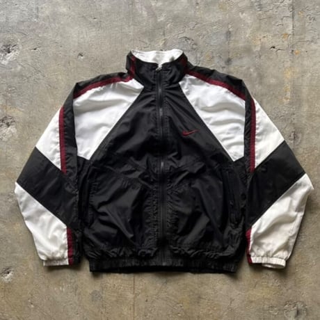 ナイキナイロンジャケット | STORES ナイキナイロンジャケット | STORES