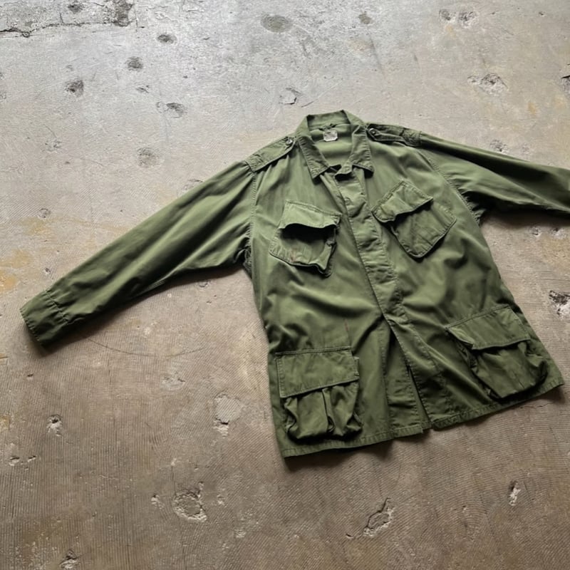 60s U.S.Army jungle fatigue jacket “2nd model” 60s U.S.Army jungle fatigue jacket “2nd model”
