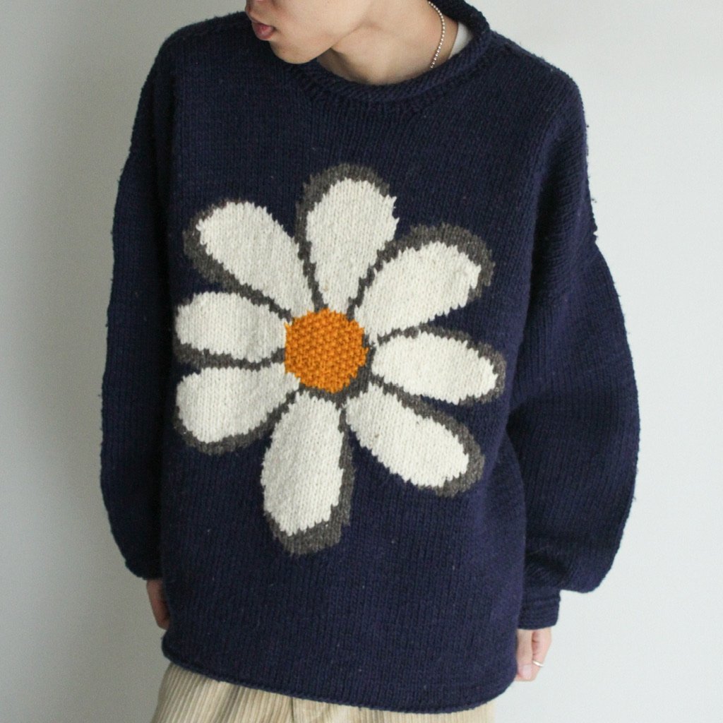 90s Flower pattern hand knit sweater made in ec...