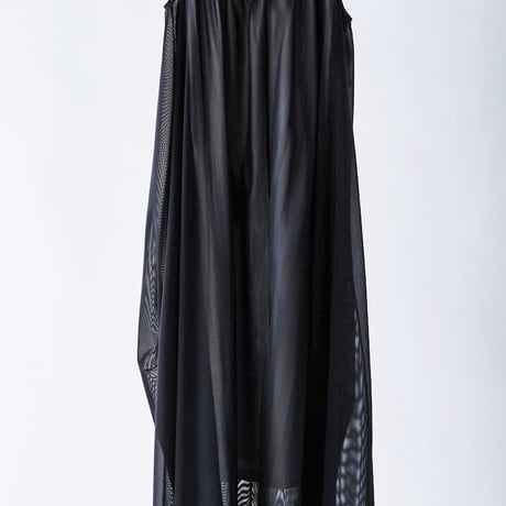 DK29-CS05-O06／Nylon Power Net Off-Shoulder Dres...