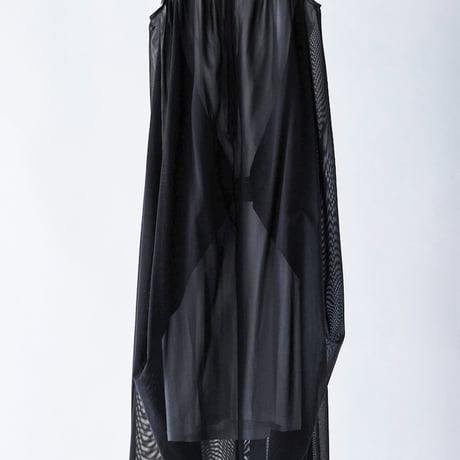 DK29-CS05-O06／Nylon Power Net Off-Shoulder Dres...