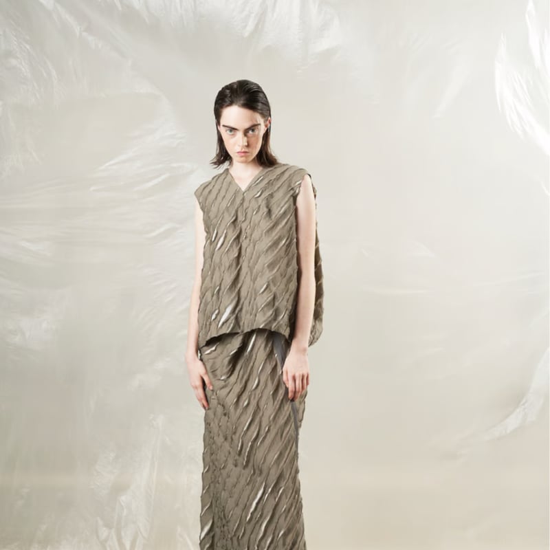 DK27-08-T01/Diagonal Cut Washi Jacquard V-Neck DK27-08-T01/Diagonal Cut Washi Jacquard V-Neck
