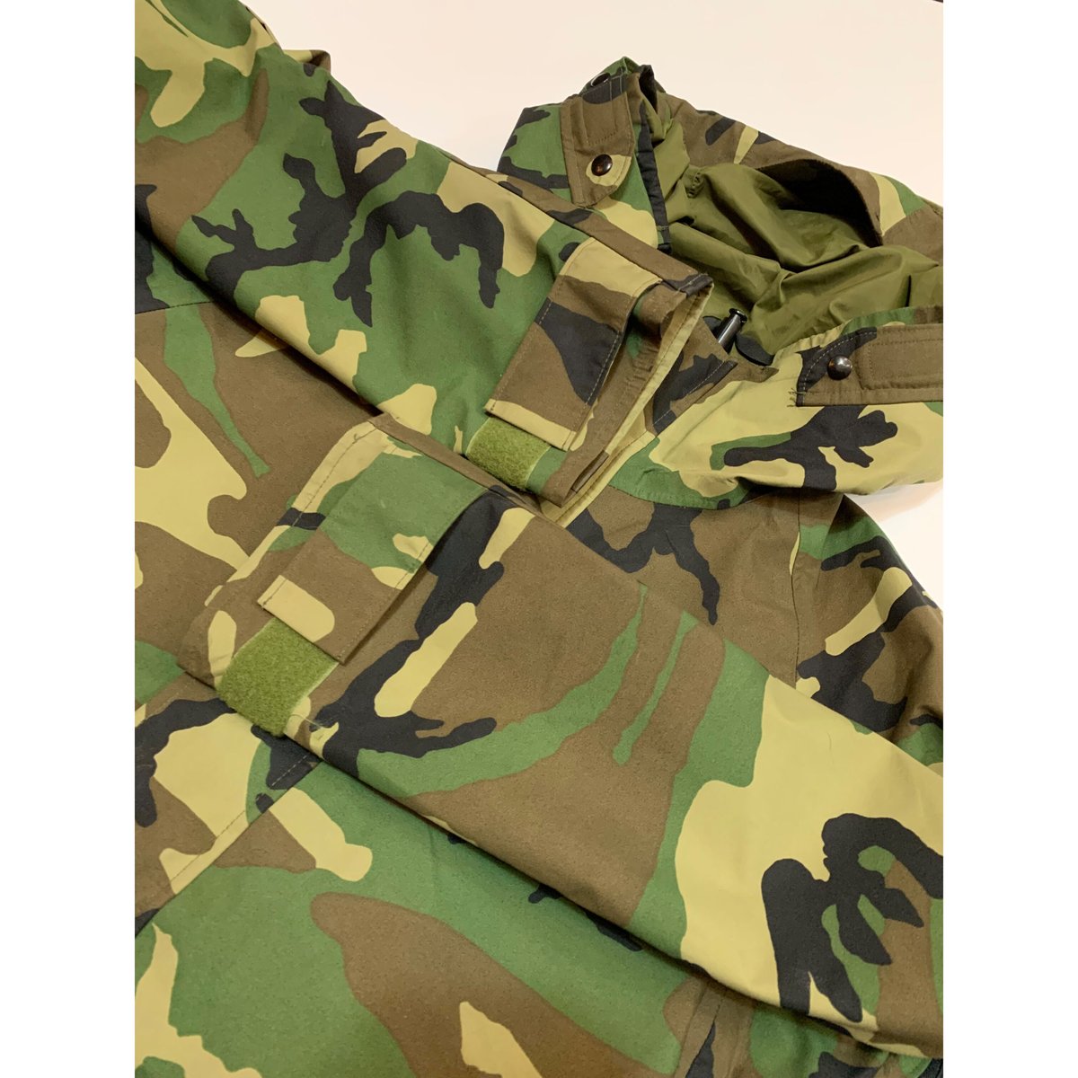 90s US ARMY ECWCS GEN1 GORE-TEX PARKA Size MEDI 90s US ARMY ECWCS GEN1 GORE-TEX PARKA Size MEDI