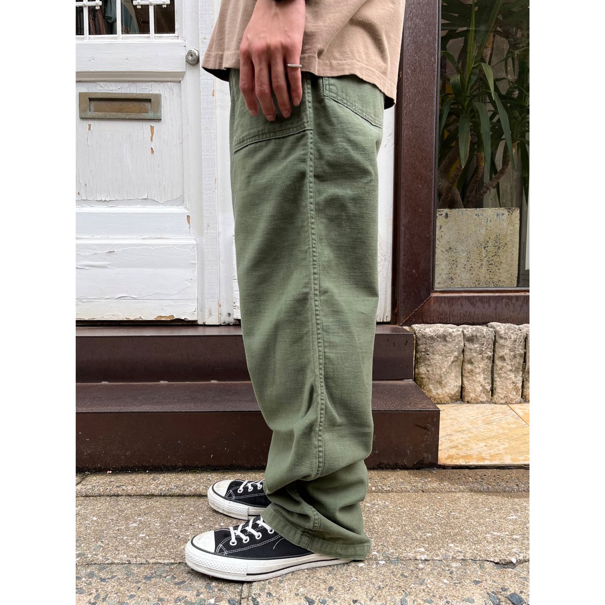 70s US ARMY OG-107 COTTON SATEEN BAKER PANTS Si 70s US ARMY OG-107 COTTON SATEEN BAKER PANTS Si