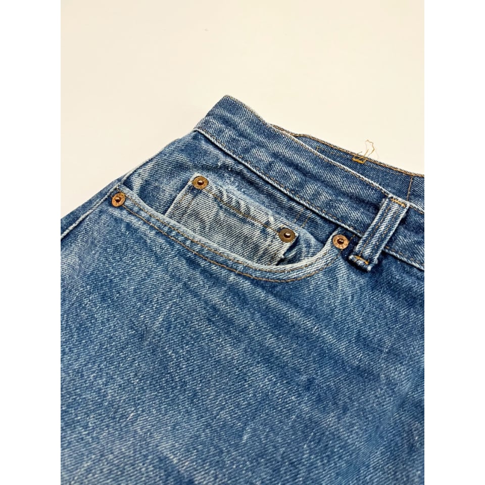 80s Levi’s 501 "INSEAM SINGLE" DENIM PANTS MADE...