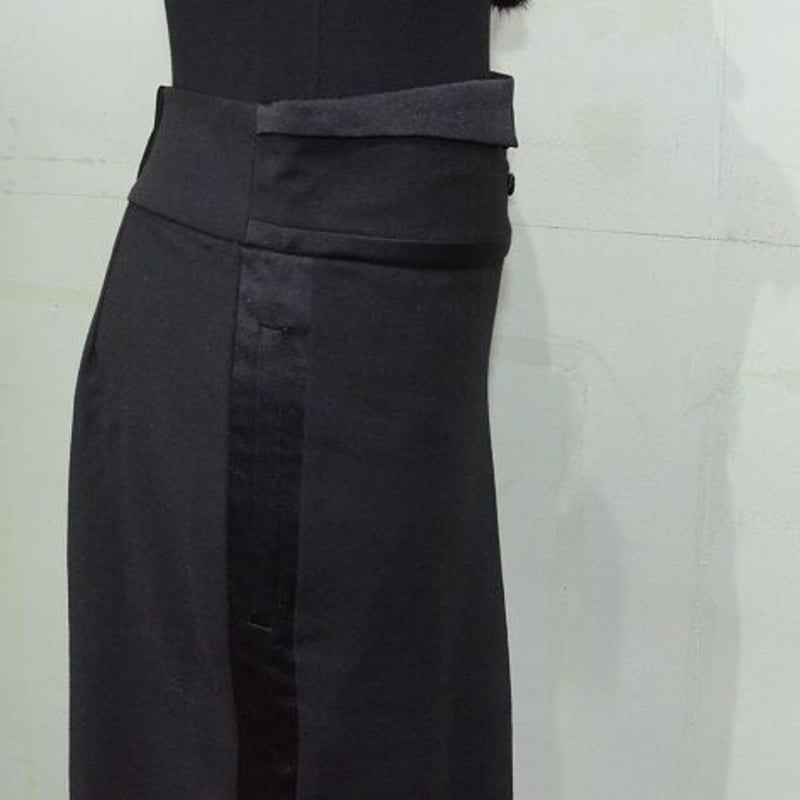 マークジェイコブス(MARC JACOBS)のタキシードデザインスカート マークジェイコブス(MARC JACOBS)のタキシードデザインスカート