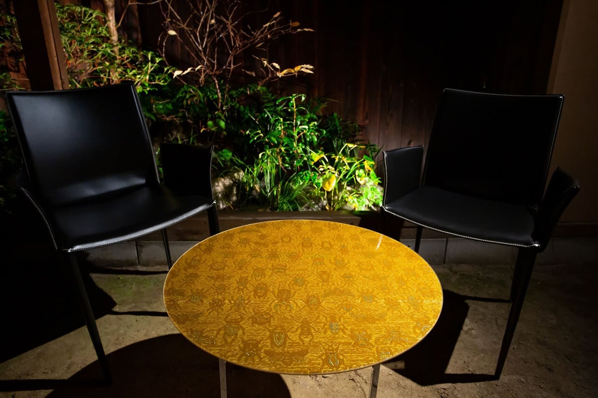 Golden Coloured Silk Kyoto Glass ＊特注製品となります。