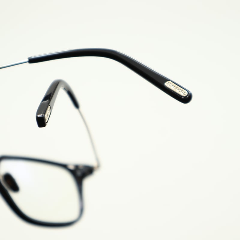 TOM FORD トムフォード TF5862-D-B 001 | メガネのクギミヤ TOM FORD トムフォード TF5862-D-B 001 | メガネのクギミヤ
