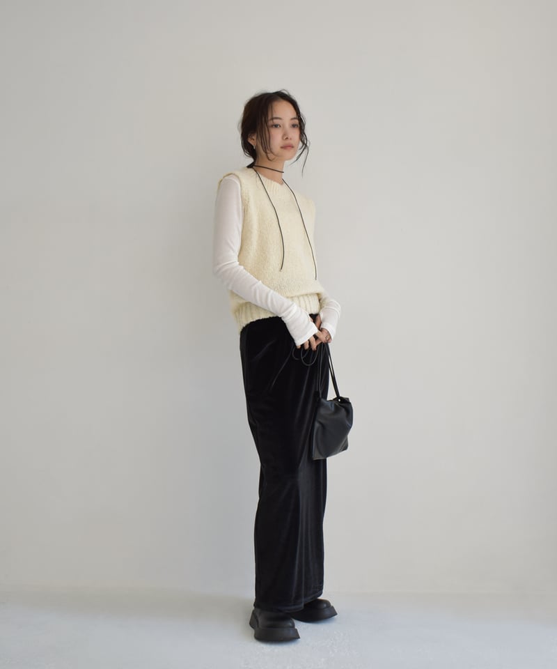 Velor Highwaist Pencil Skirt bo2000-129 | cizatto Velor Highwaist Pencil Skirt bo2000-129 | cizatto