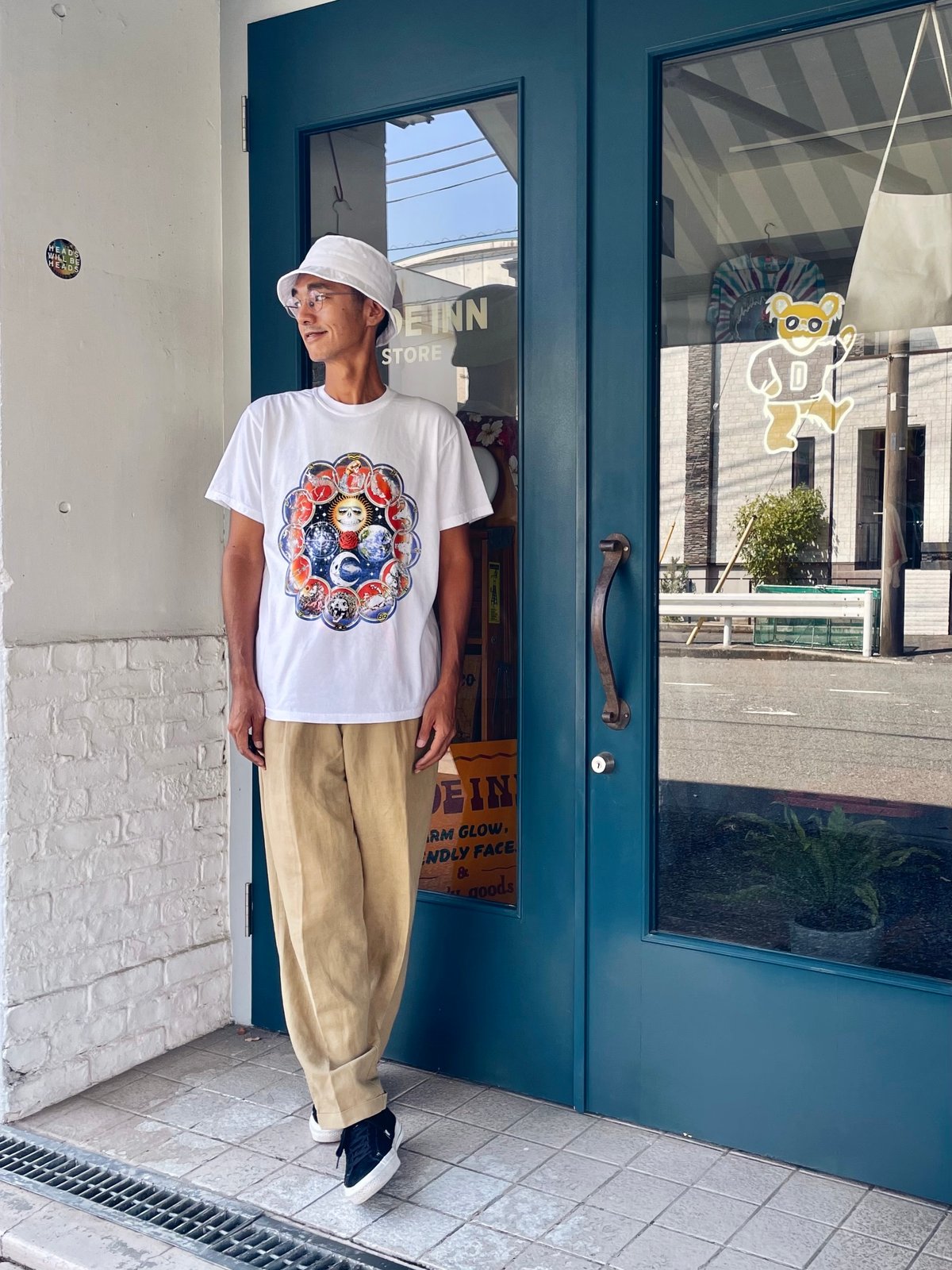 JERRY JASPER / CLASSIC KICKS "ZODIACS" T-SHIRT...