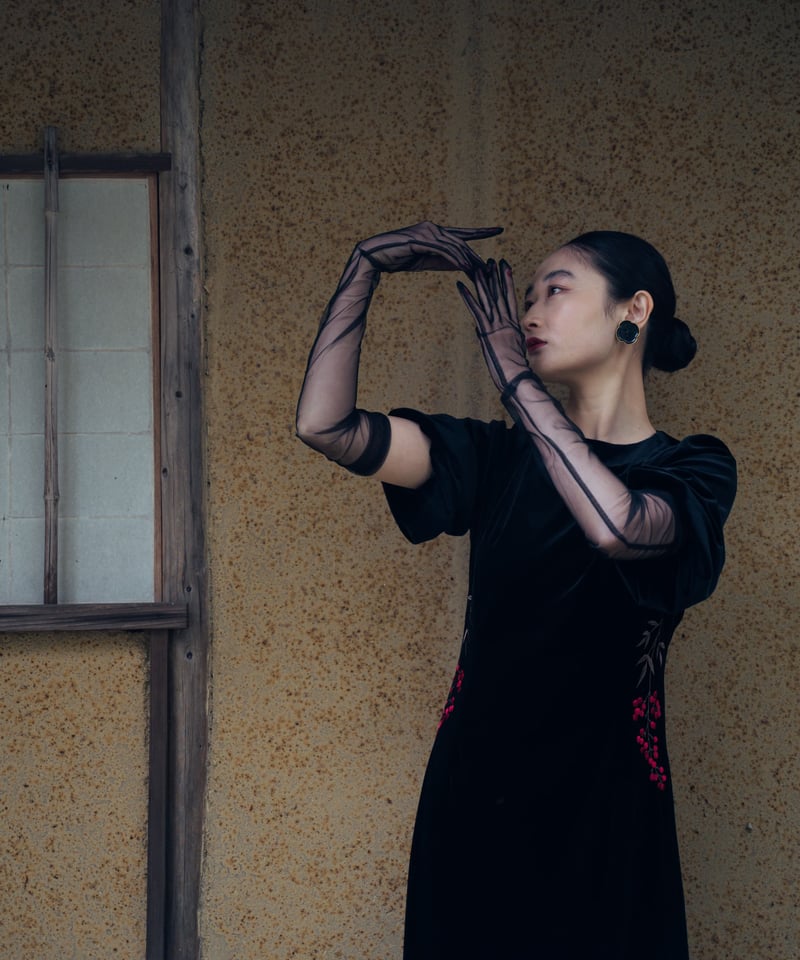 花を着るワンピース#06【南天】-black- | iCONOLOGY 花を着るワンピース#06【南天】-black- | iCONOLOGY