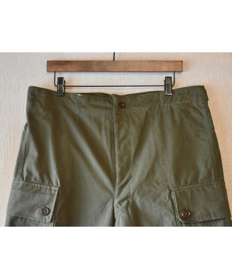 USED】オランダ軍 ダブルフェイスカーゴパンツ ミリタリー OD USED】オランダ軍 ダブルフェイスカーゴパンツ ミリタリー OD