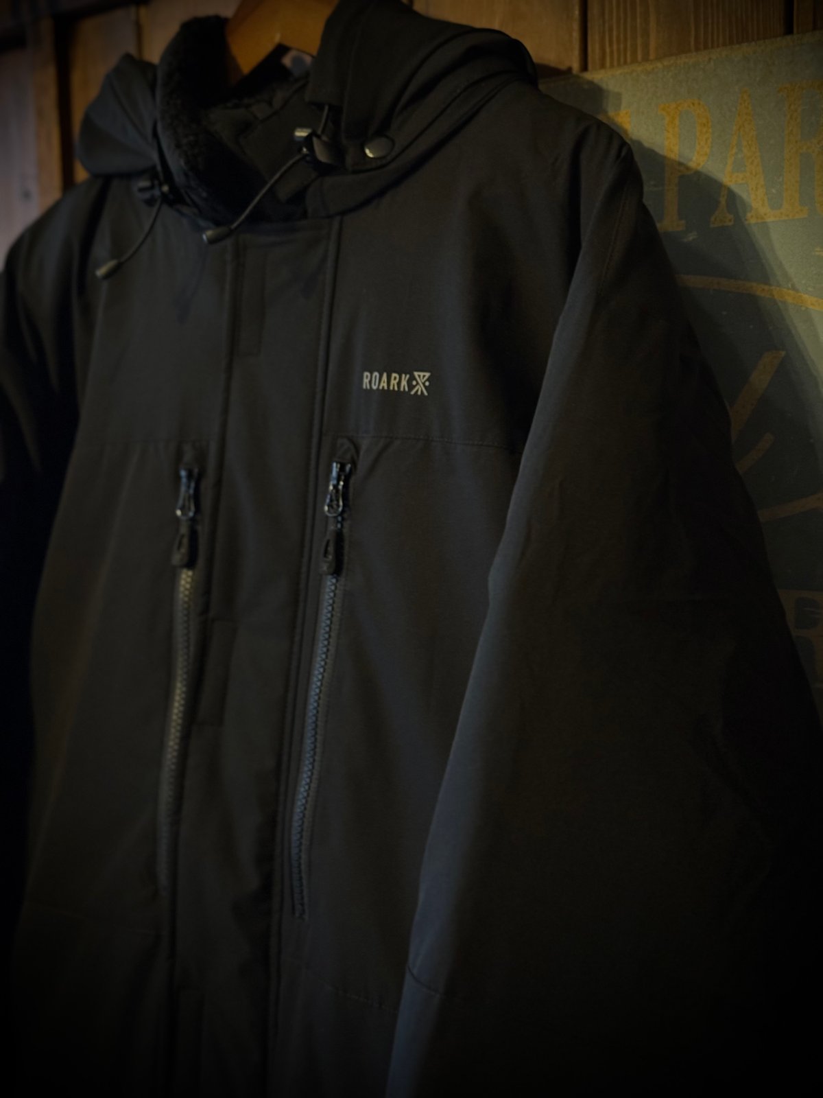 ROARK RISER JACKET COLOR: BLACK | STYLE FACTORY...