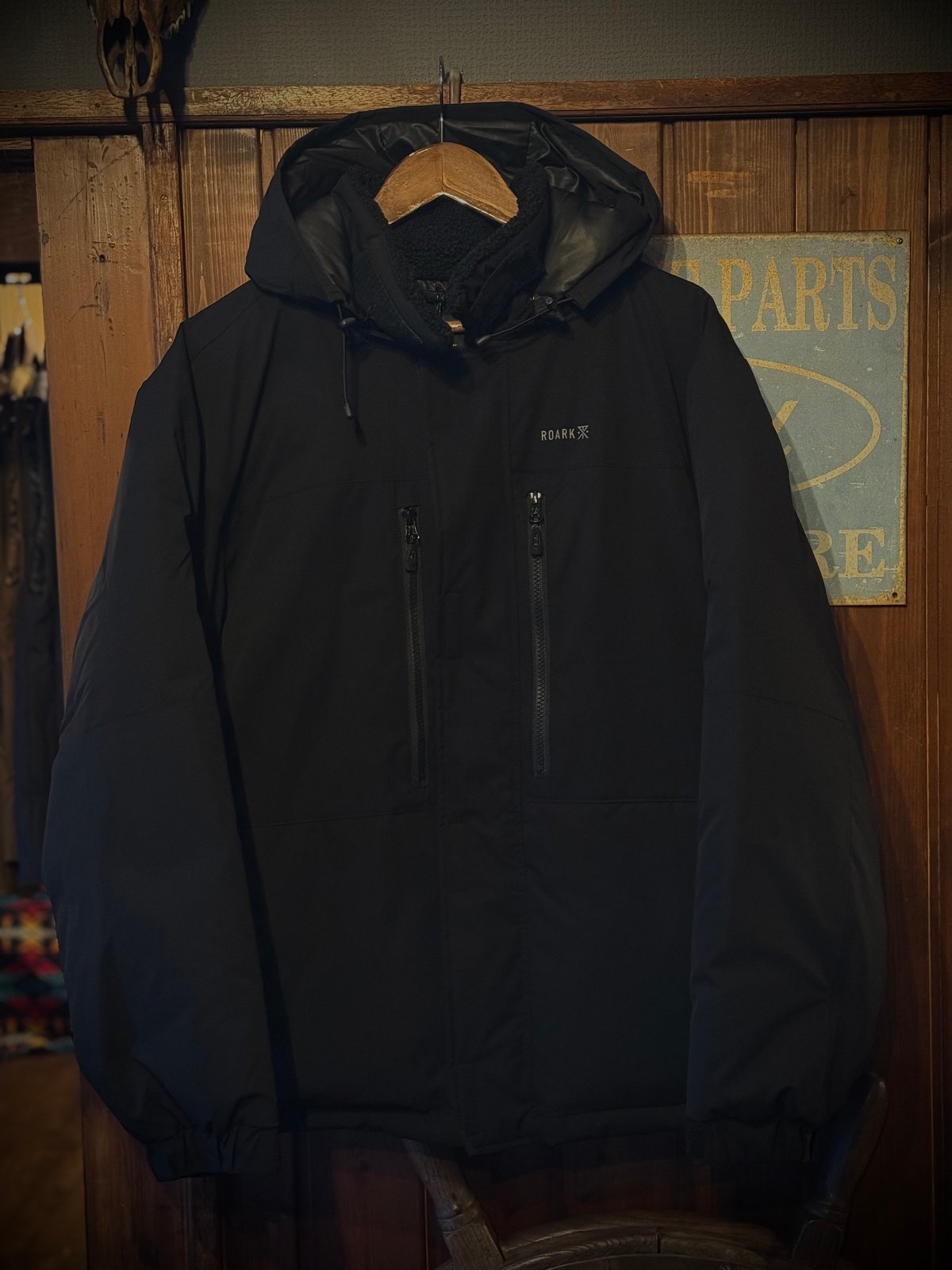 ROARK RISER JACKET COLOR: BLACK | STYLE FACTORY...