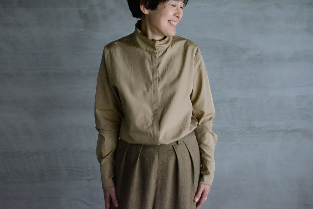 humoresque highneck frill shirt KA2201c 定価51700円 シルクコットン ハイネック 長袖シャツ ベージュ レディース ユーモレスク【中古】5-0309M♪ humoresque highneck frill shirt KA2201c 定価51700円 シルクコットン
